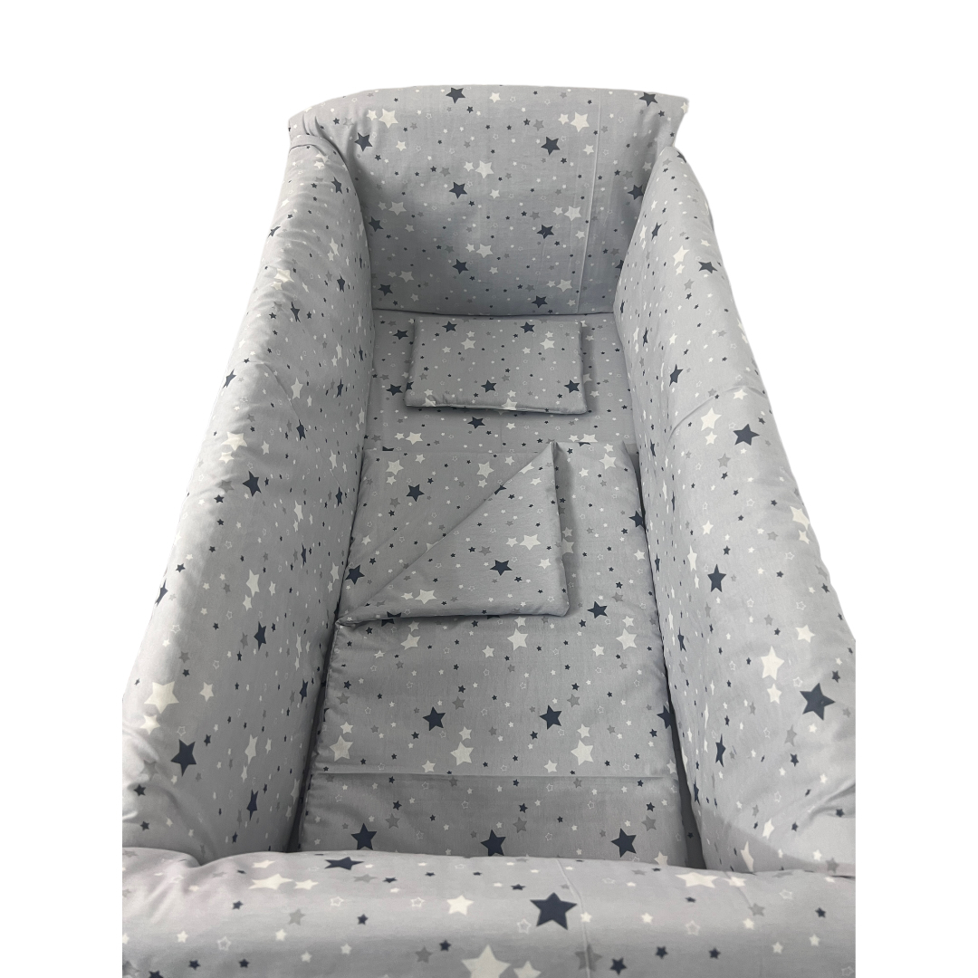 Set Aparatori laterale protectii pat bebe Maxi - Cusute cu mult drag!
